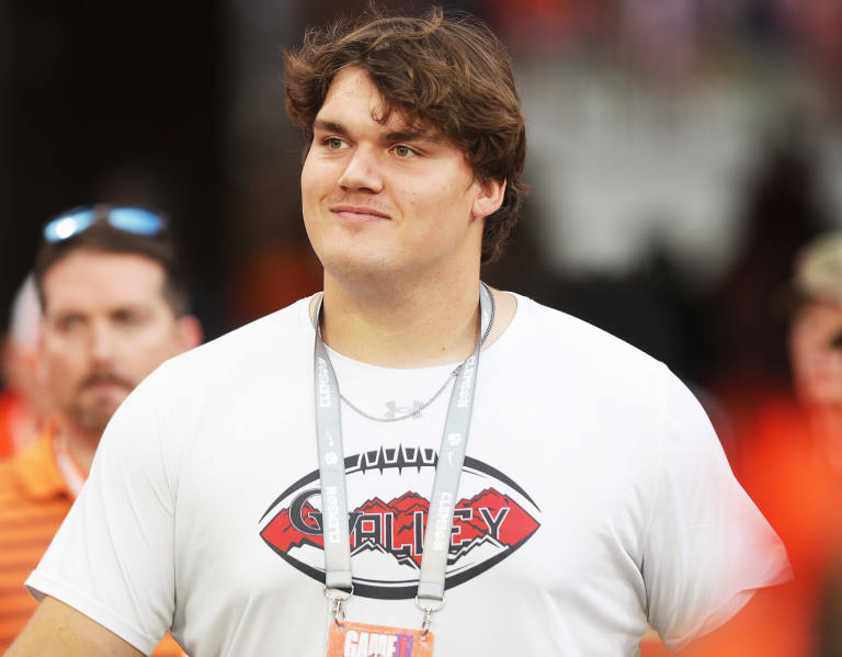 Highly ranked offensive lineman details Clemson return trip ...
