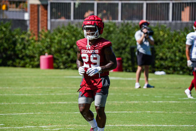 Wisconsin lands transfer portal tailback Tawee Walker Wisconsin lands transfer portal tailback Tawee Walker
